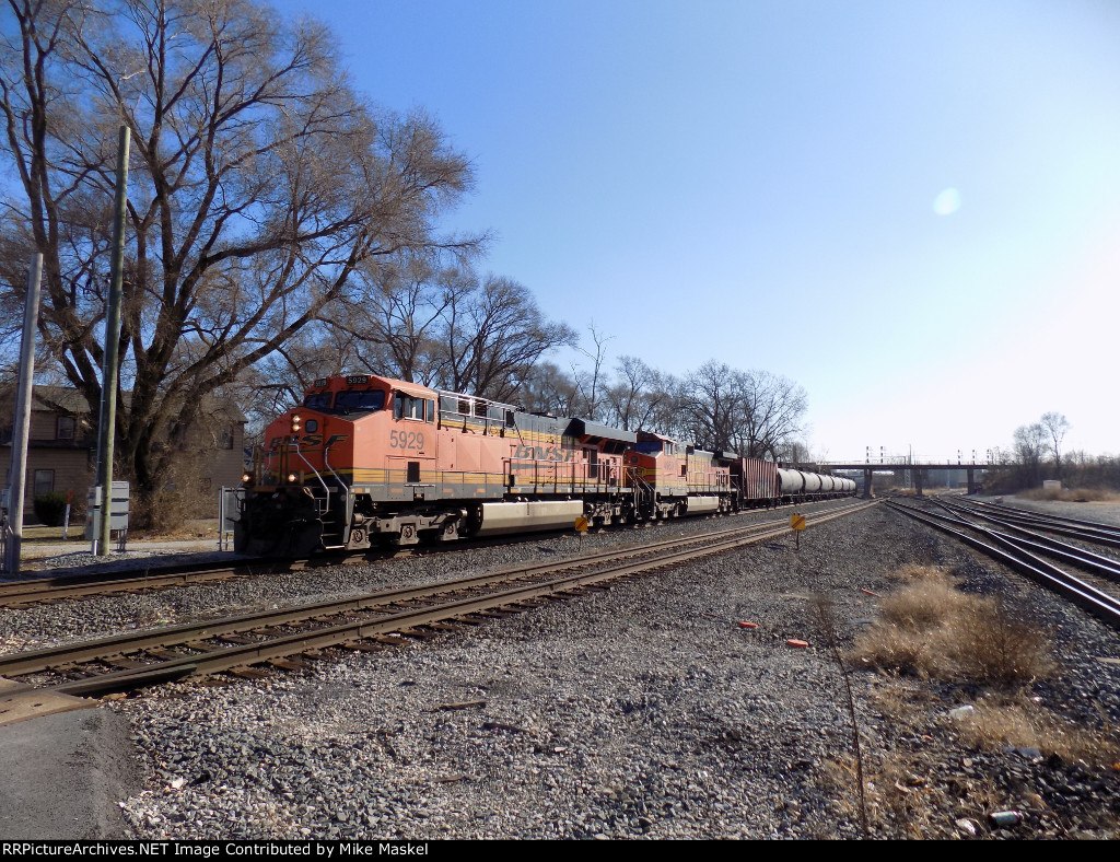 BNSF 5929